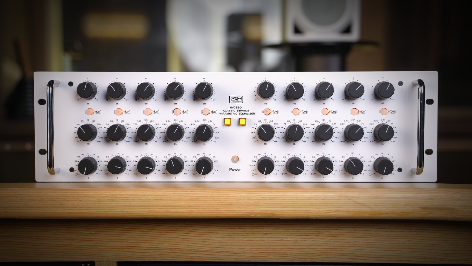 HVC250 Stereo 5-Band Parametric EQ – Z&H Designs